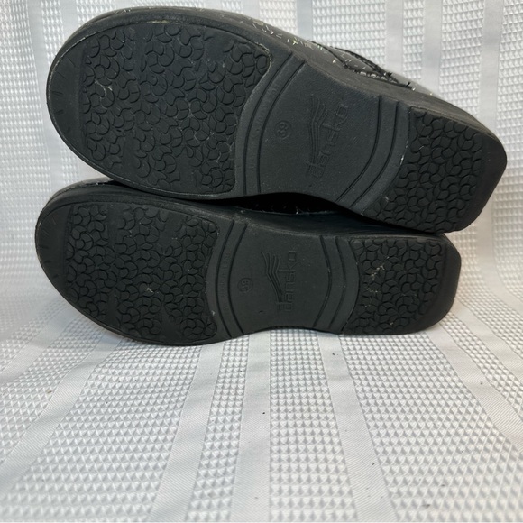 Dansko | Shoes | Dansko Xp 2 Black Sparkle Fleck Clogs Women 39 Eu U85 ...